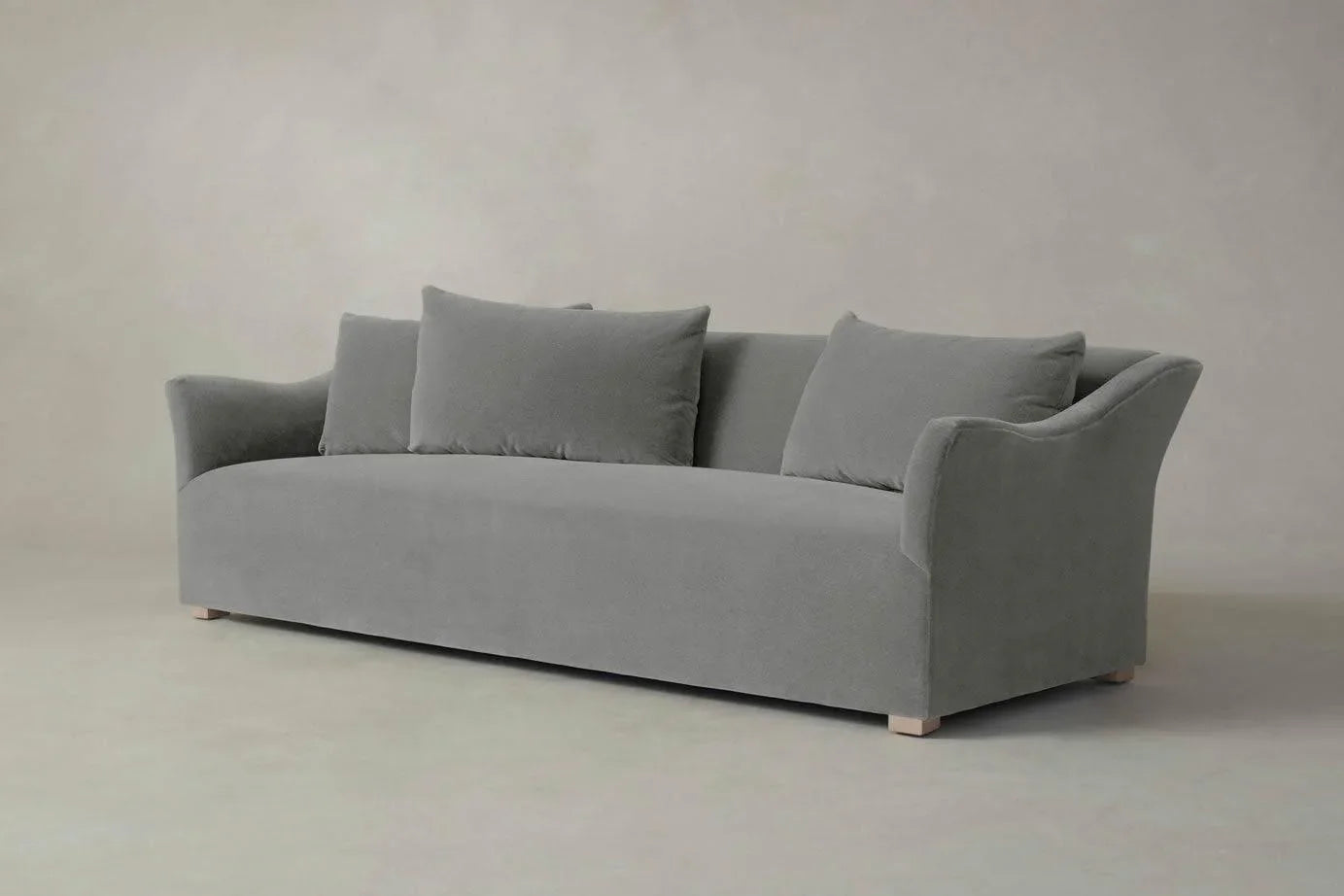 Novani Contemporary Sofa – Daia Home